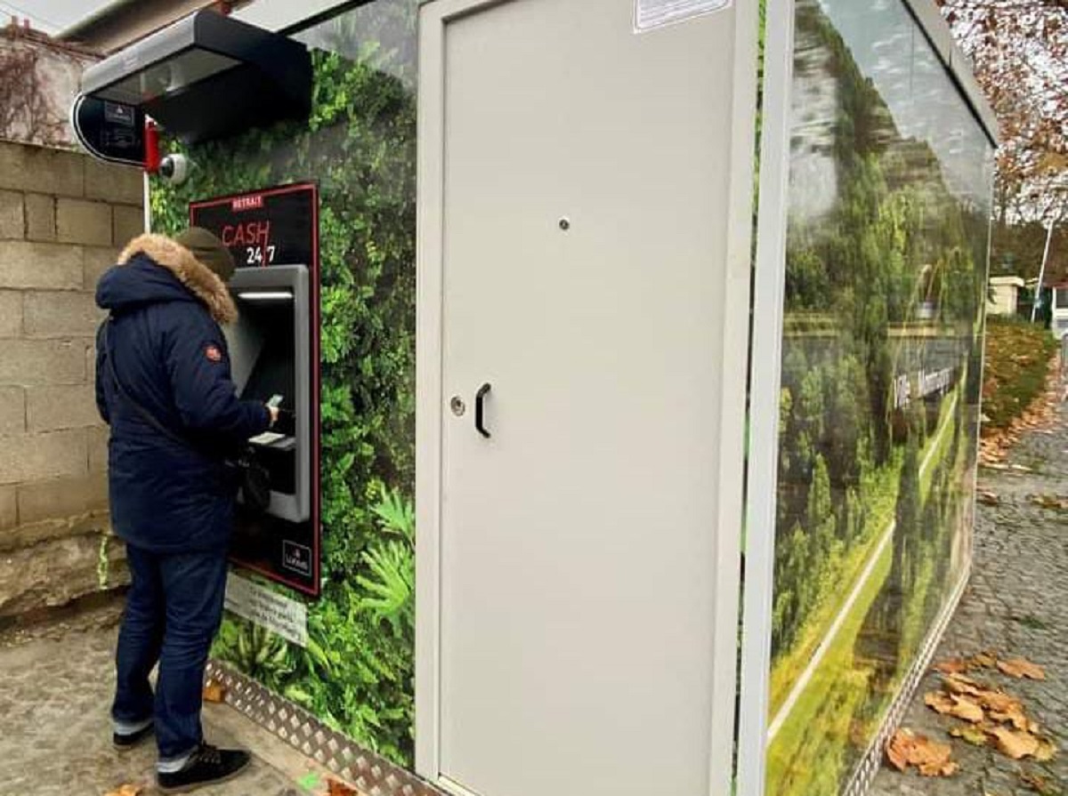 Les frais bancaires sur un retrait ou un virement vont disparaître ...