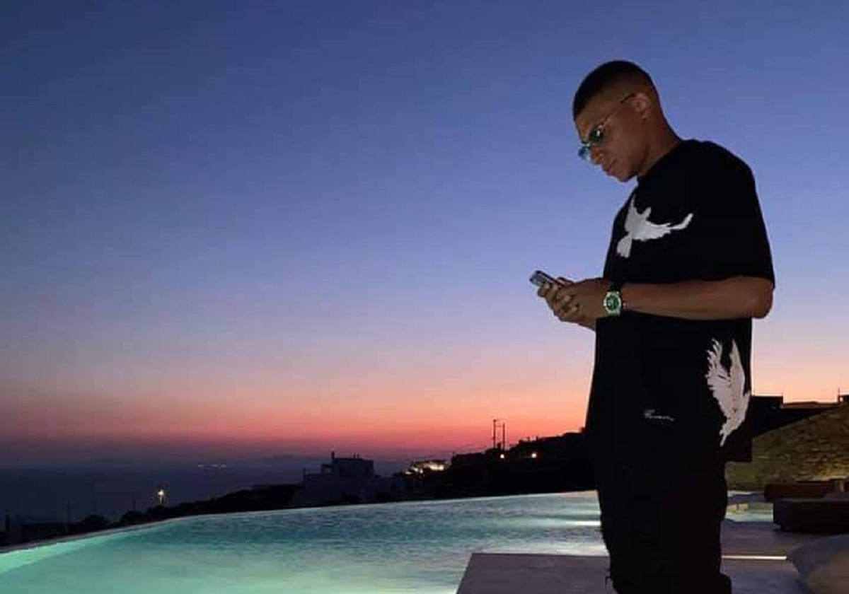 Star : Kylian Mbappé bientôt papa - YOP L-FRII Star : Kylian Mbappé bientôt papa - YOP L-FRII