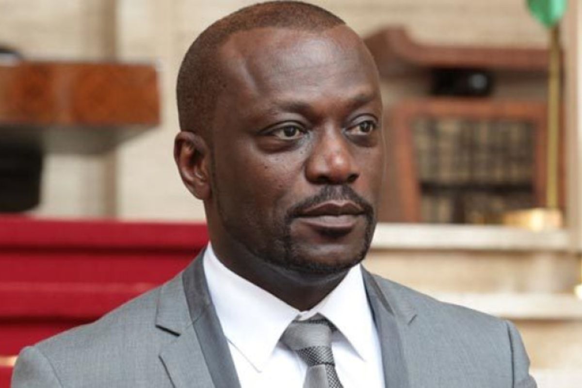 Meiway : le chanteur aperçu en pleine célébration d’un mariage (vidéo ...