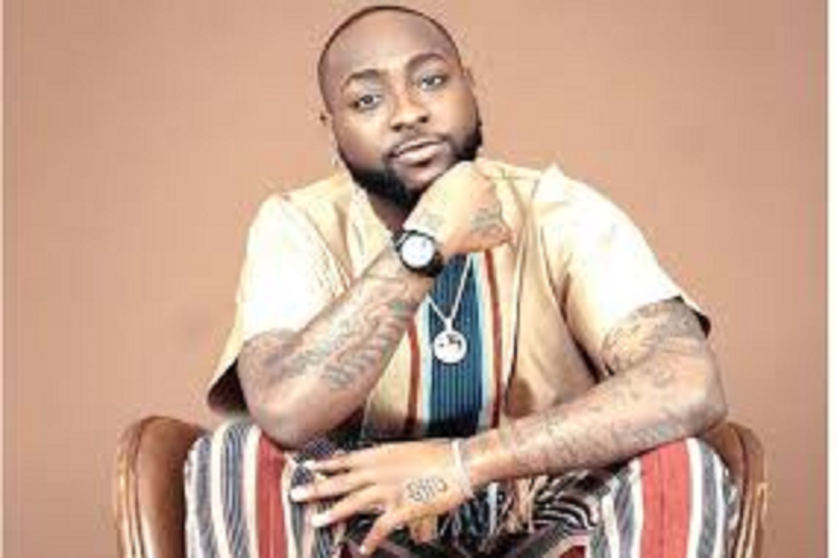 Davido présente officiellement son quatrième album - YOP L-FRII