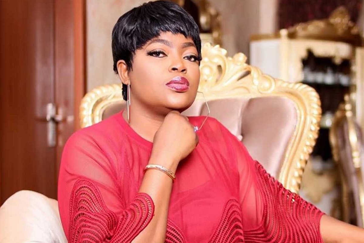 Funke Akindele : la star de Jenifa envoie un message important