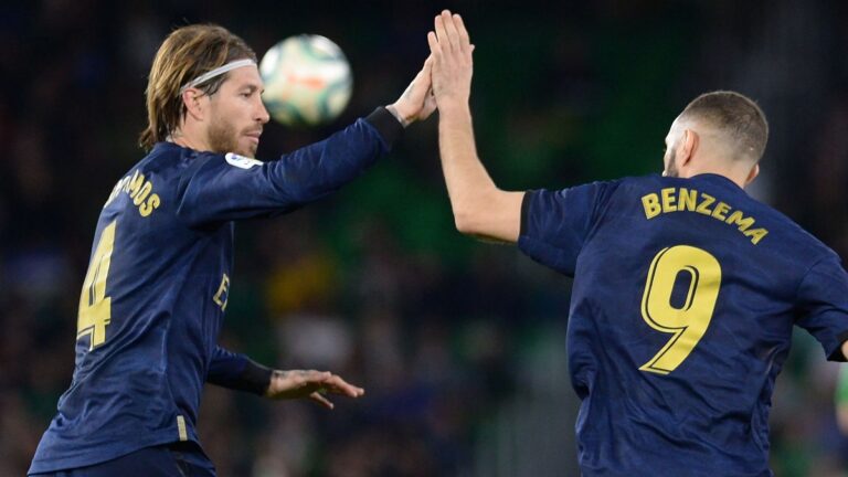 Real Madrid : Karim Benzema met Raul et Sergio Ramos au dos - YOP L-FRII
