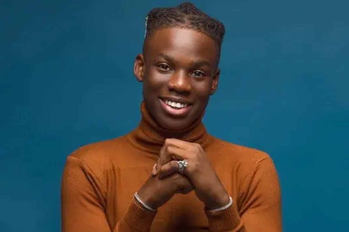 Rema : le jeune chanteur entre dans le Livre Guinness des records