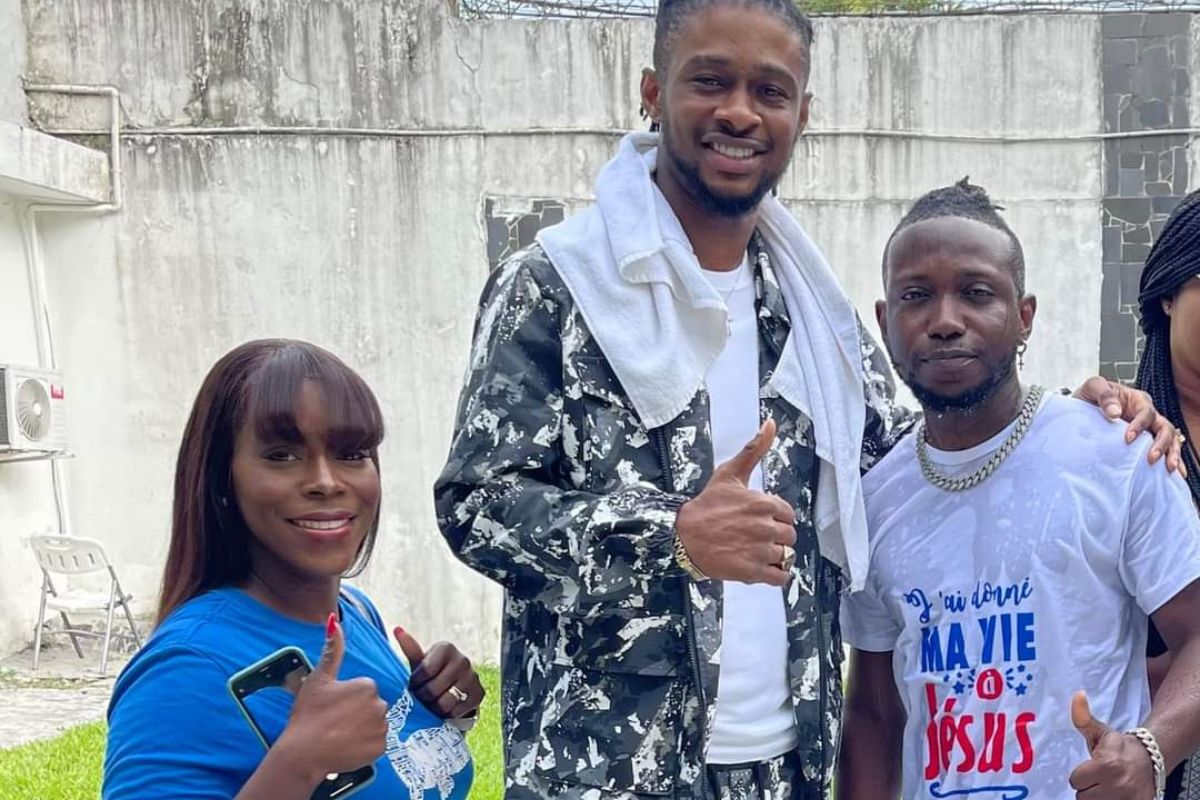 Fanicko : La star est officiellement "de Jésus" - YOP L-FRII