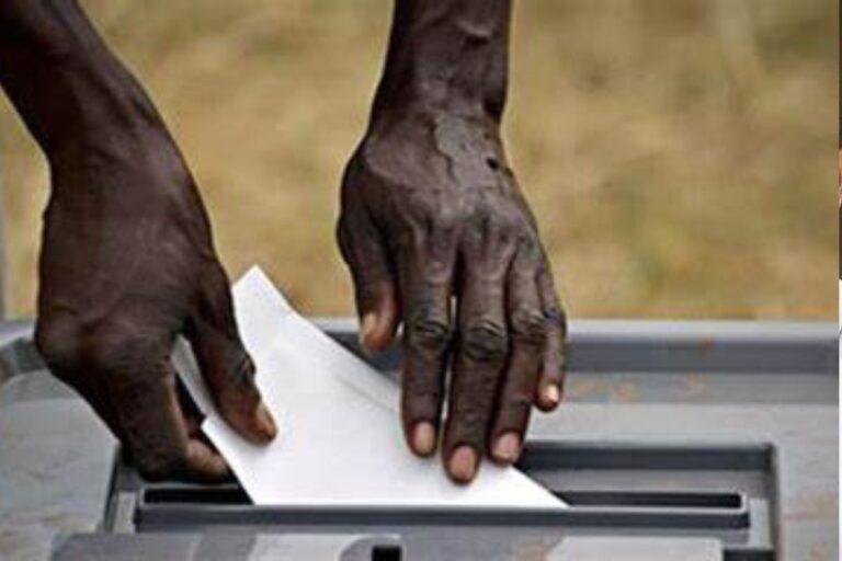 Sénégal : voici la liste des 70 candidats à l'élection présidentielle ...