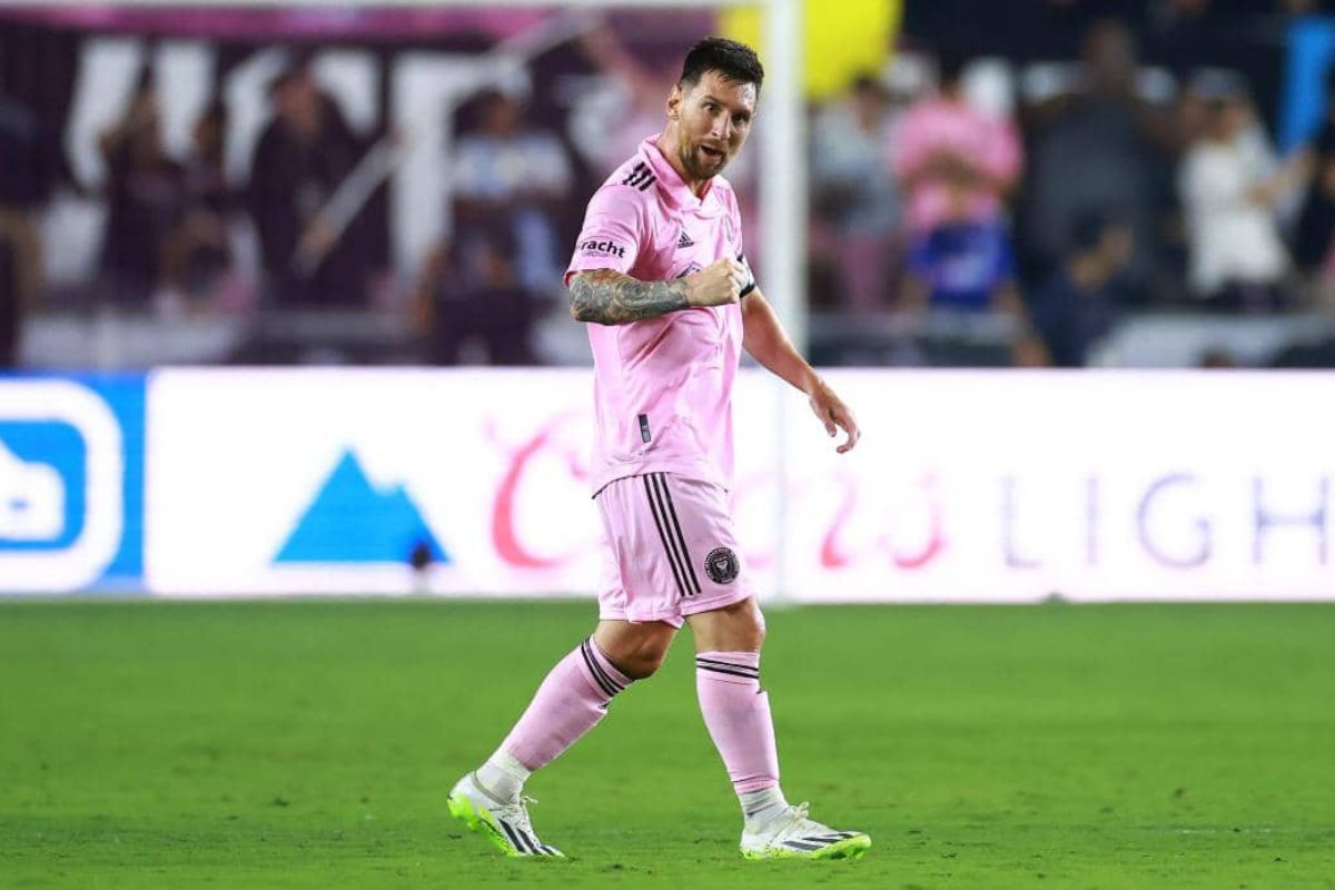 Leo Messi affiche ses muscles sur le web - YOP L-FRII