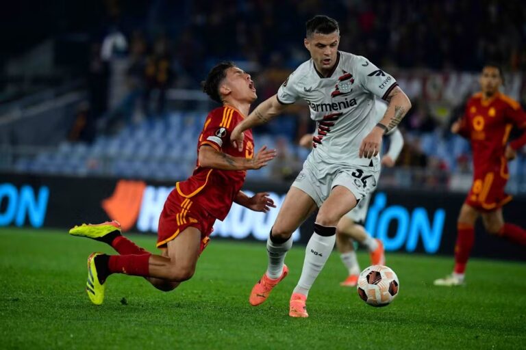 "On ne sait pas nous-mêmes comment on a fait", les confidences de Granit Xhaka après le match ...