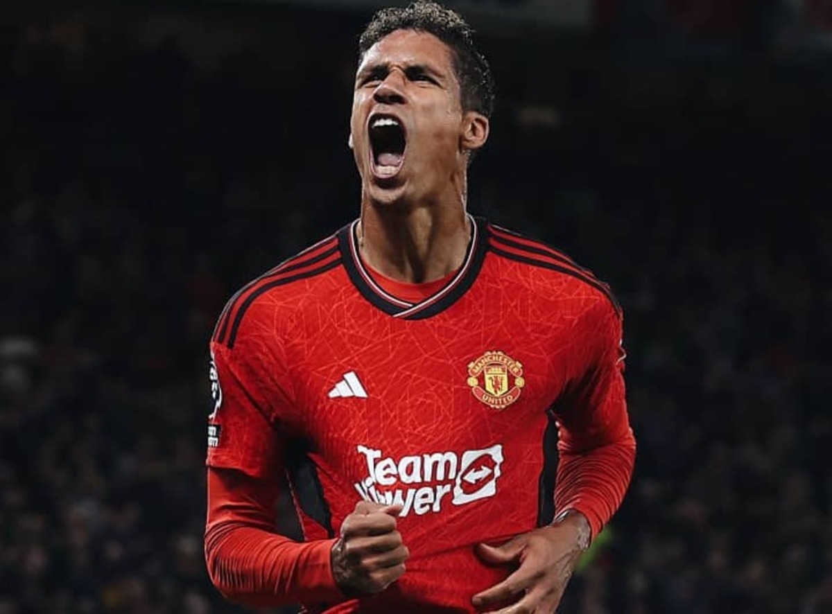 Manchester United : Raphaël Varane prend une grosse décision qui va ...