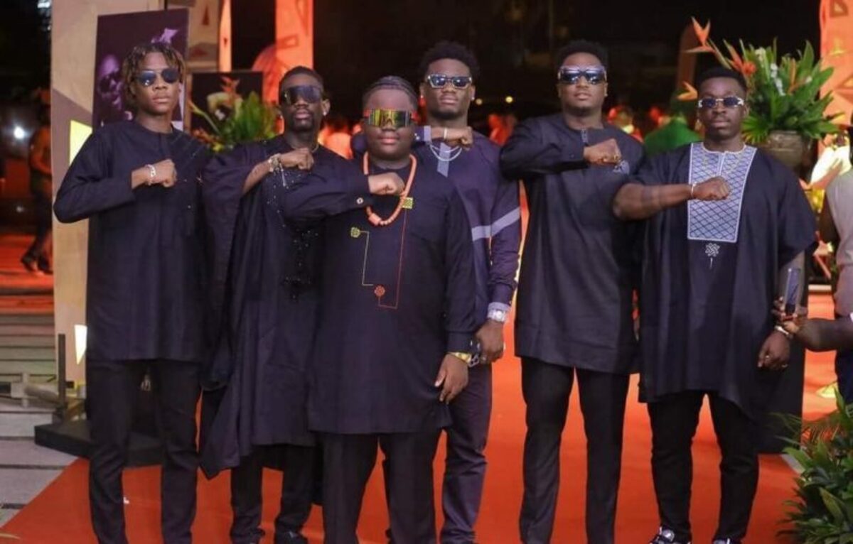 Team Paiya : voici ce que les membres du groupe font de leur médaille d ...