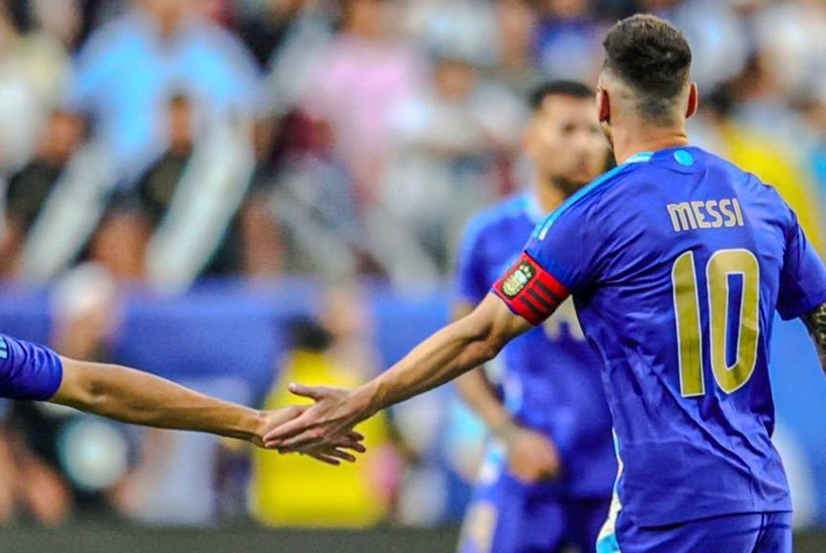 En Argentine, Messi trouve son successeur : "Il est à la fois le ...