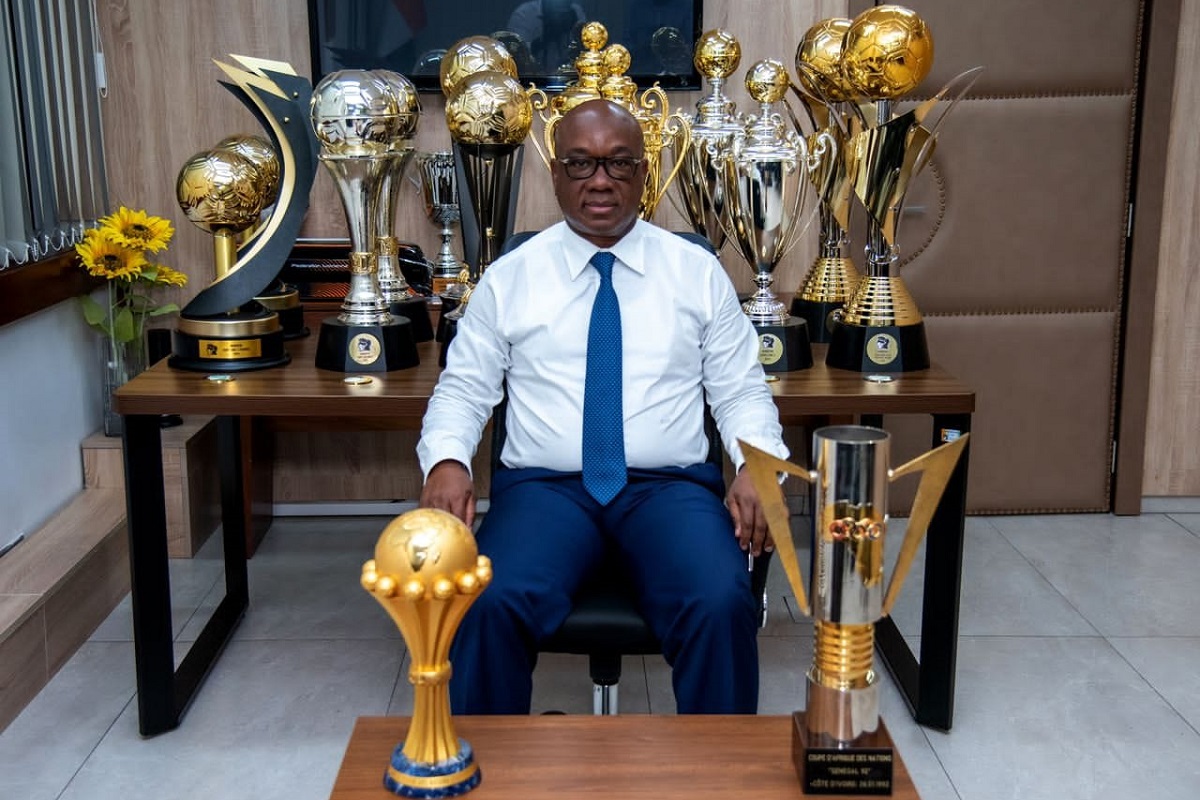 Trophées 2024 : la FIF dévoile ses nouveaux bijoux - YOP L-FRII