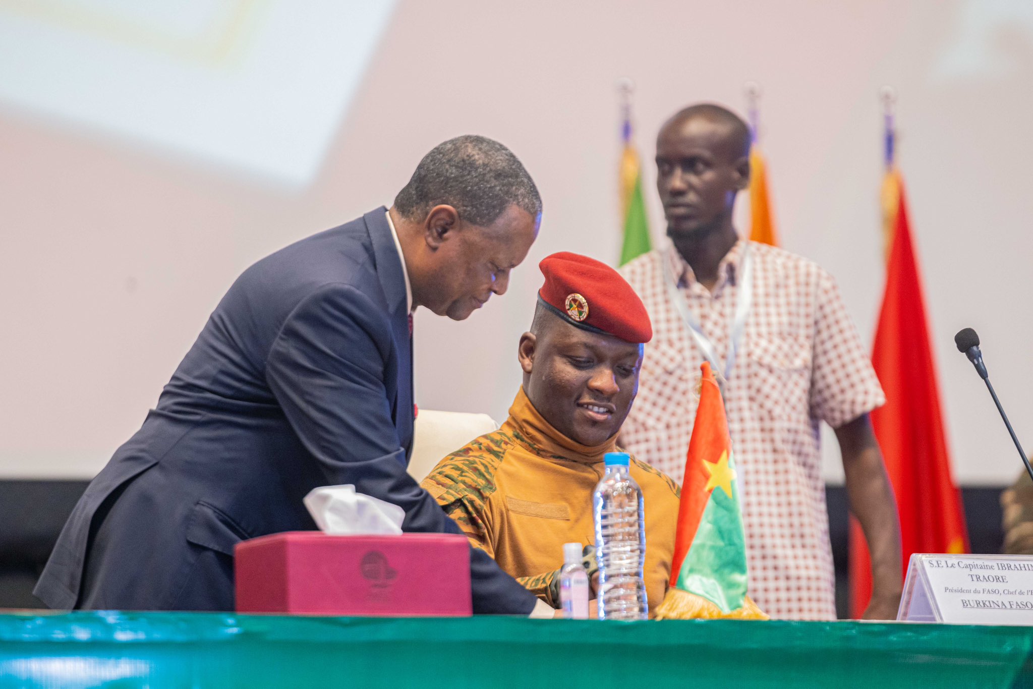 Après le premier Sommet de l'AES, le Burkina Faso veut construire une ...