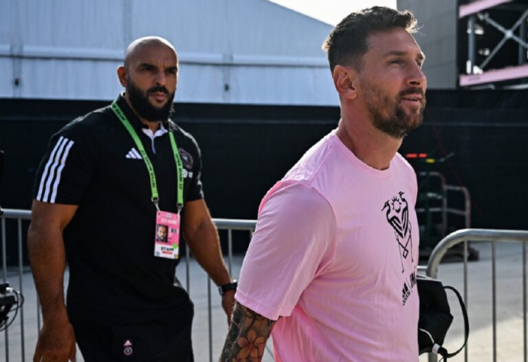 Yassine Cheuko : "Le plus beau moment avec Messi, c'est quand il m'a ...