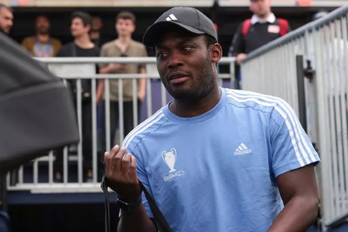 Michael Essien soutient Nicholas Jackson : "Les critiques de Mikel