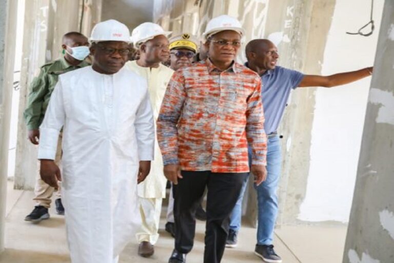Côte d'Ivoire : le ministre Pierre Dimba surveille les travaux pour... - YOP L-FRII
