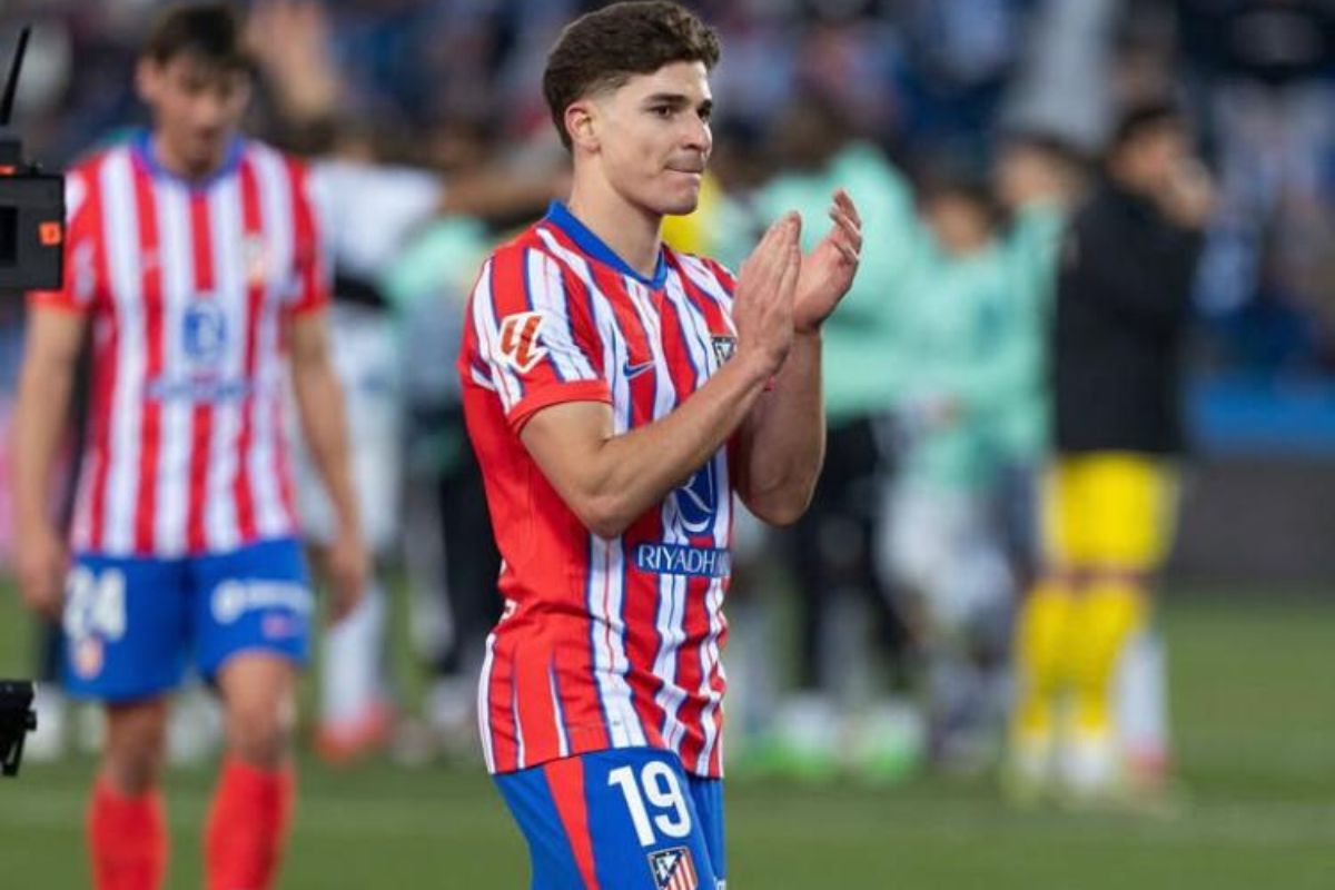 Julian Alvarez au Barça ? Son agent annonce une bonne nouvelle aux fans ...