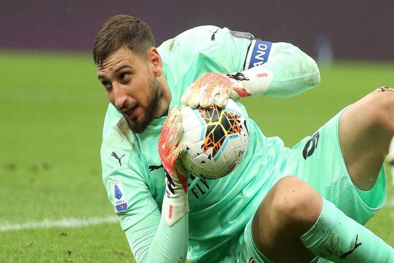 Football : une nouvelle règle introduite ; les gardiens ne peuvent plus ...