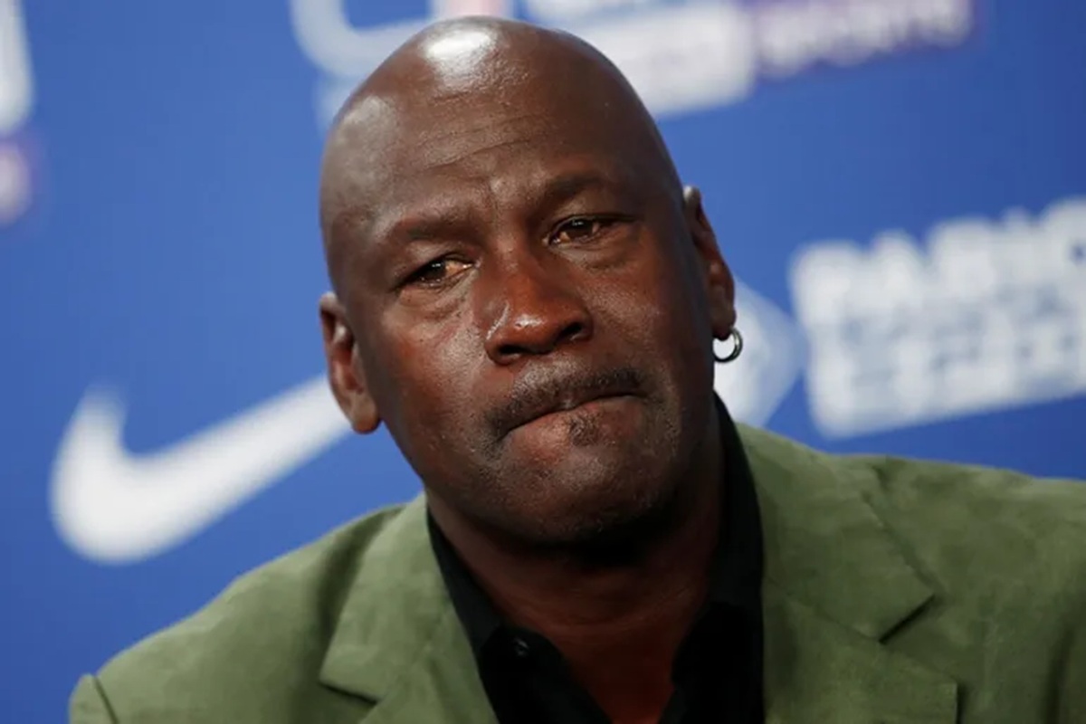 Michael Jordan bannie du club de golf après avoir enfreint une règl