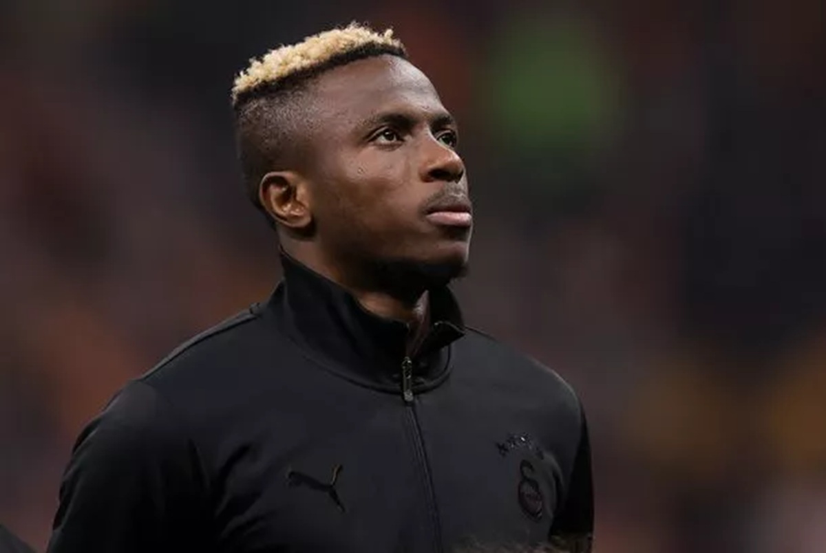 Victor Osimhen : « Ils m’ont traité comme un chien », le joueur fait ...