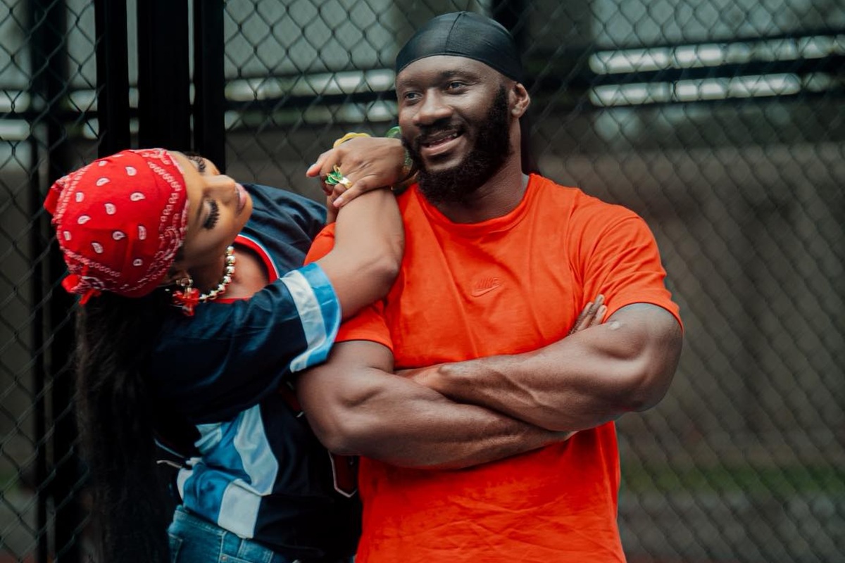 Zack Mwekassa : le champion de boxe dévoile son premier single - YOP L-FRII